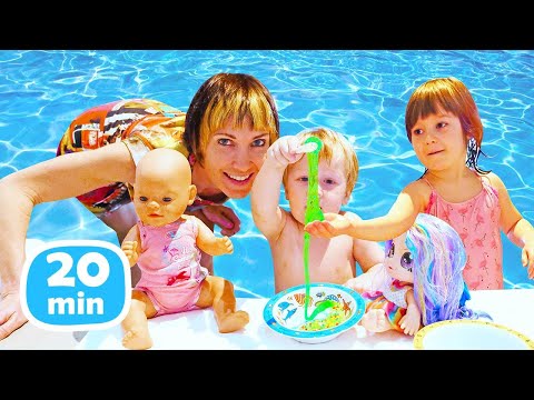 ¡Diversión en la piscina con juguetes para bebés! Vídeos con Bianca y Karl