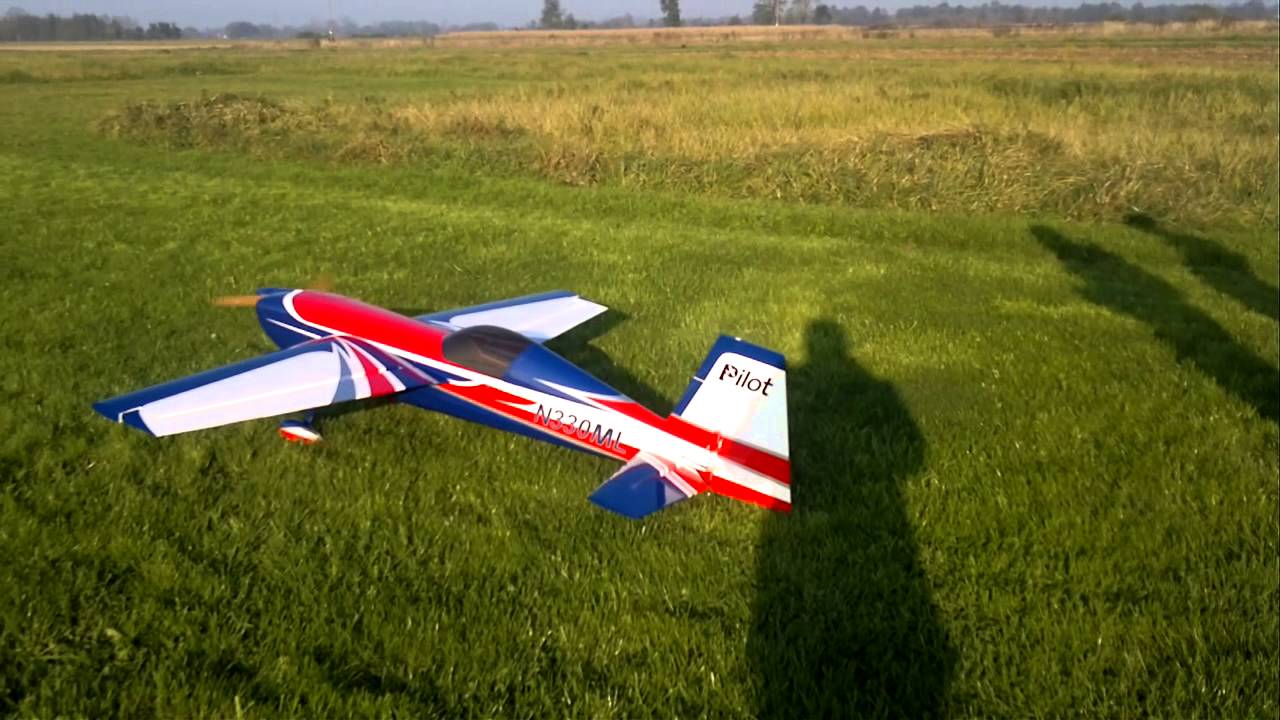 Extra 330 sc Pilot rc start - YouTube