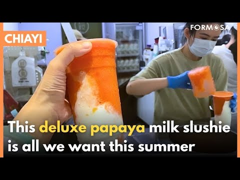 Fans wait hour in line for Chiayi papaya milk smoothie｜Taiwan News