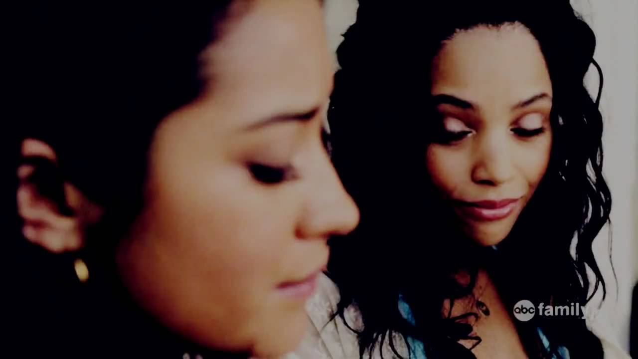 emily & mia | te amo - YouTube