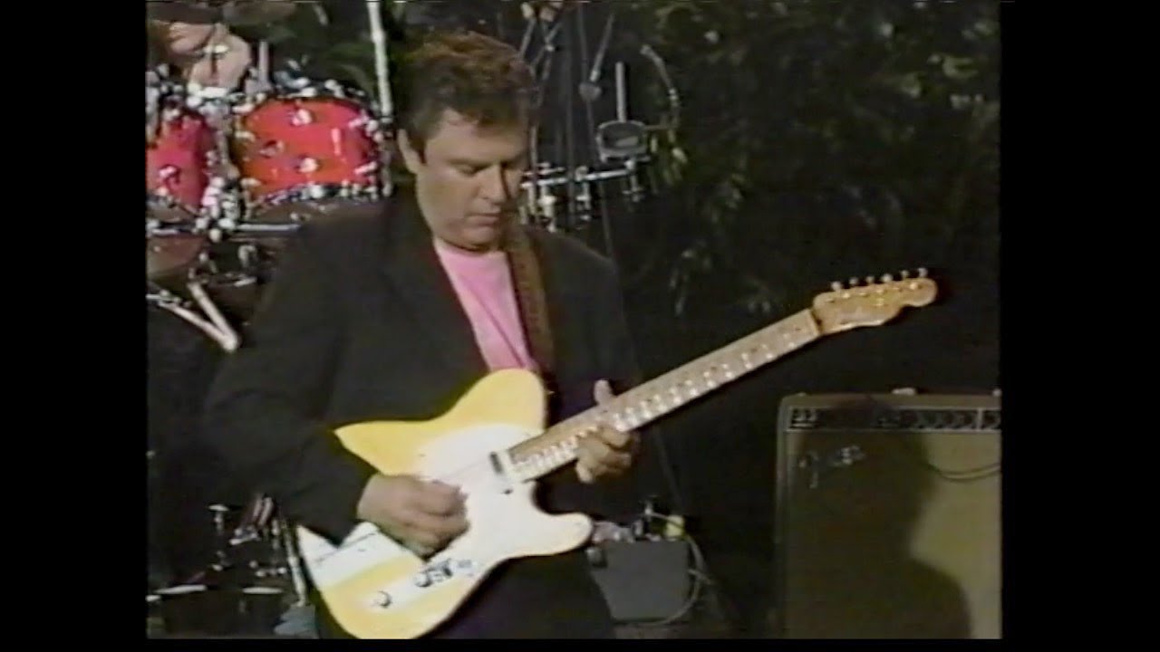 DANNY GATTON : Austin 1992 - YouTube