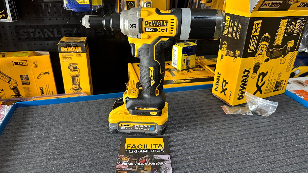 LANÇAMENTO DEWALT Rebitador à bateria DCF414 - YouTube