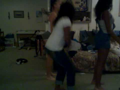 she gotta donk - YouTube