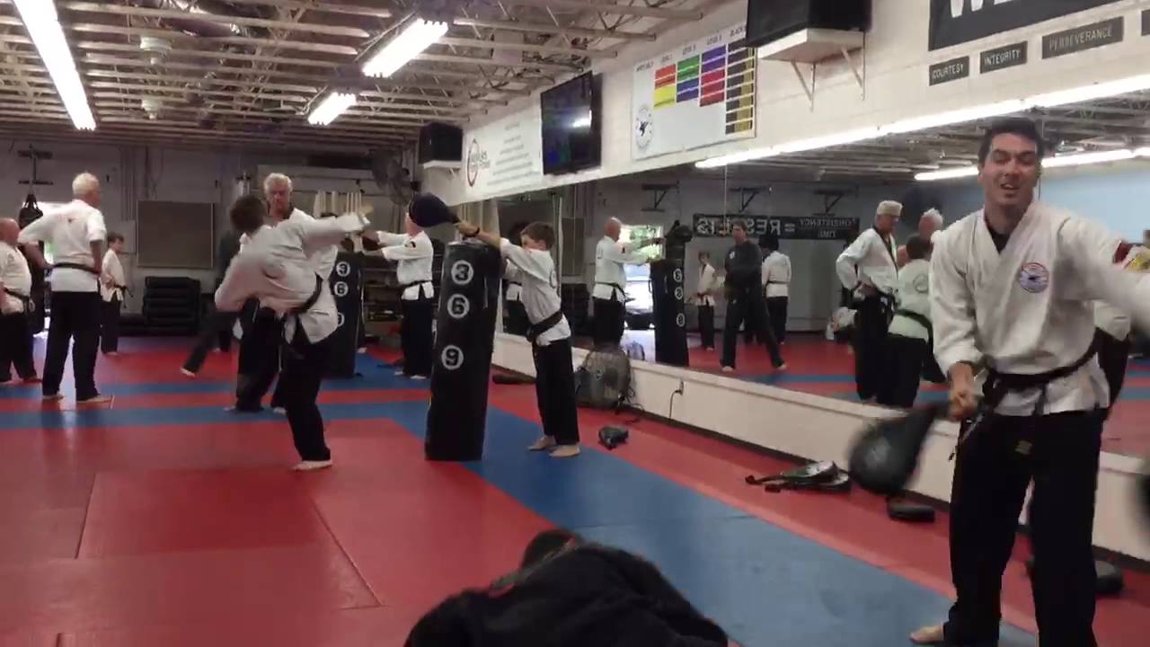 360 Spinning Heel Kick to Downround Kick Combo - YouTube