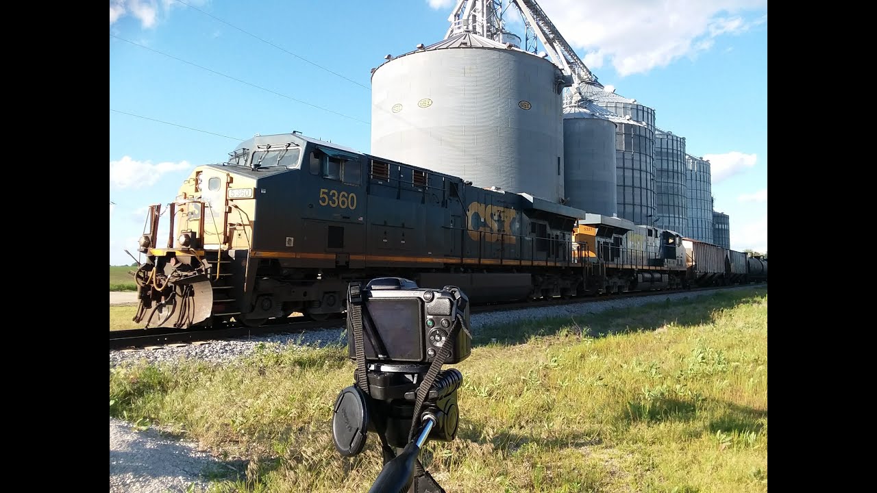 CSXT 5360 Leads U703 - YouTube