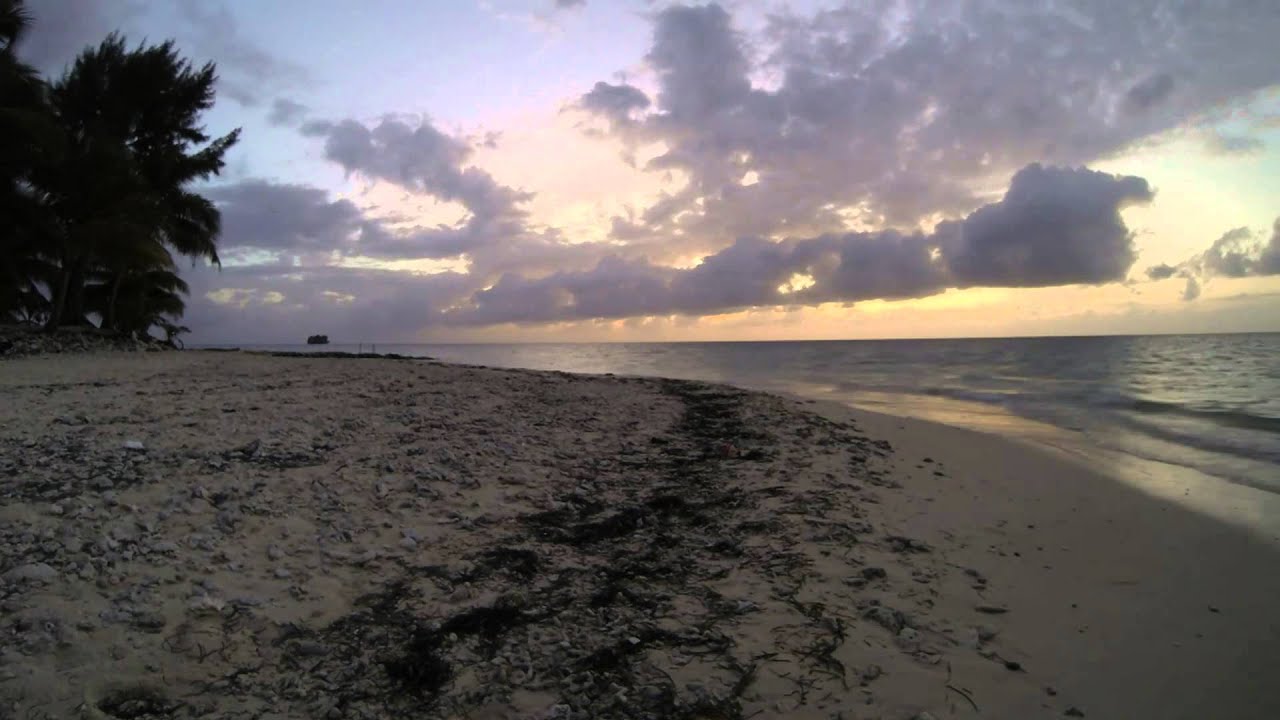 Sandy Cay Sunset, Honduras - YouTube