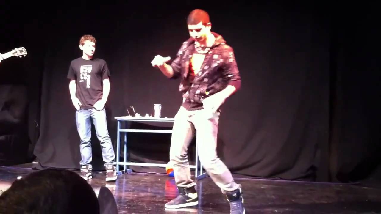 Breakdancer FAIL - YouTube