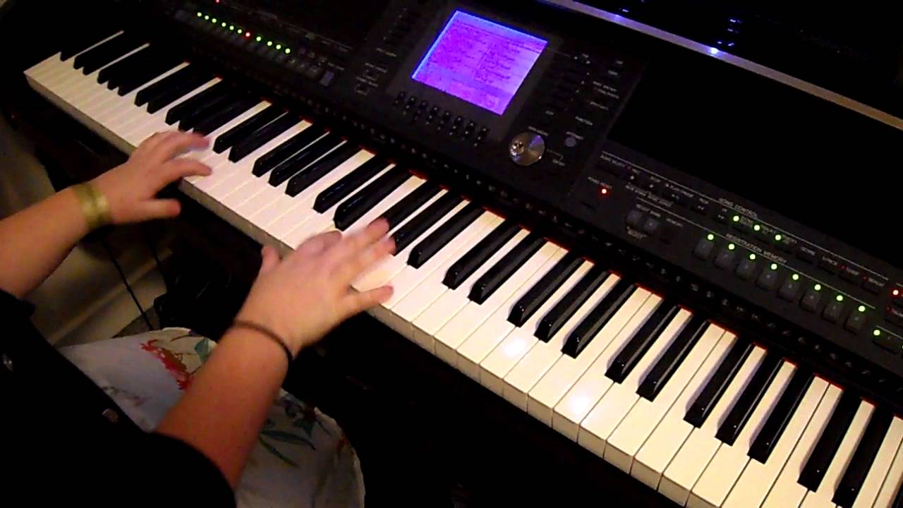 Keyboard Lessons in Stoke-on-Trent by Amadeus Music Academy - YouTube