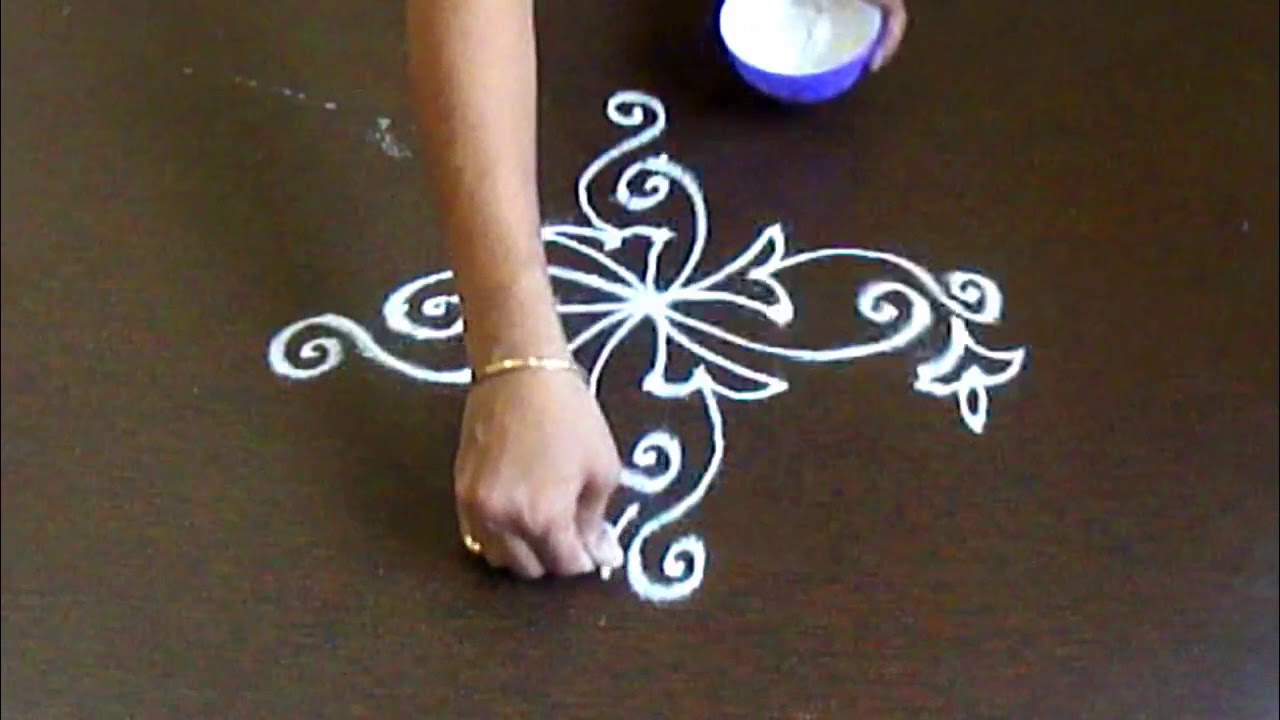 Small rangoli design with 5 dots in simple steps *Rangoli for beginners ...