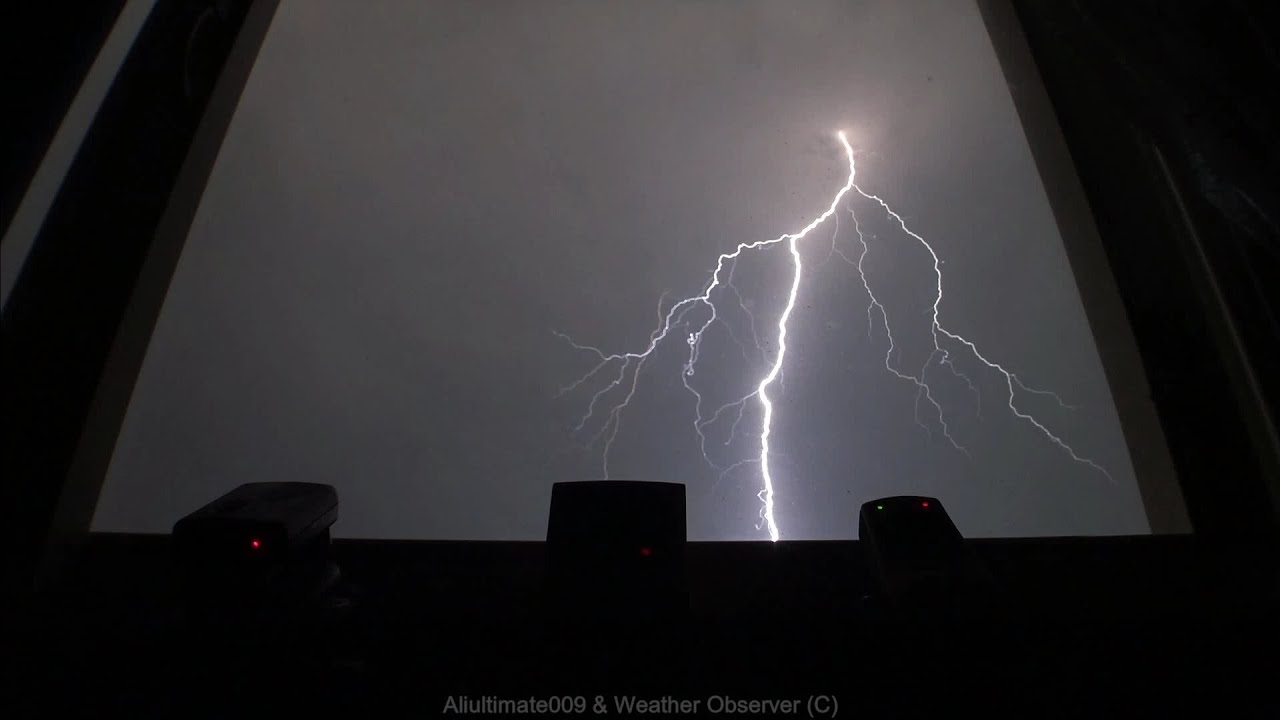 Very Loud Thunderstorm [Kuwait] 2022/11/11 With Lightning Detectors (50 ...
