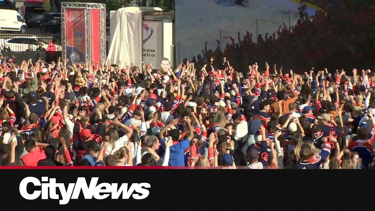 Hockey fans cheering on the Oilers in Edmonton and abroad - YouTube