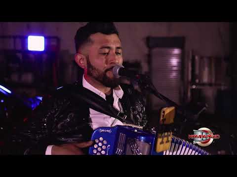La Nueva Zerie Ft. Los Del Real- Fume Uno [Cover En Vivo] 2020
