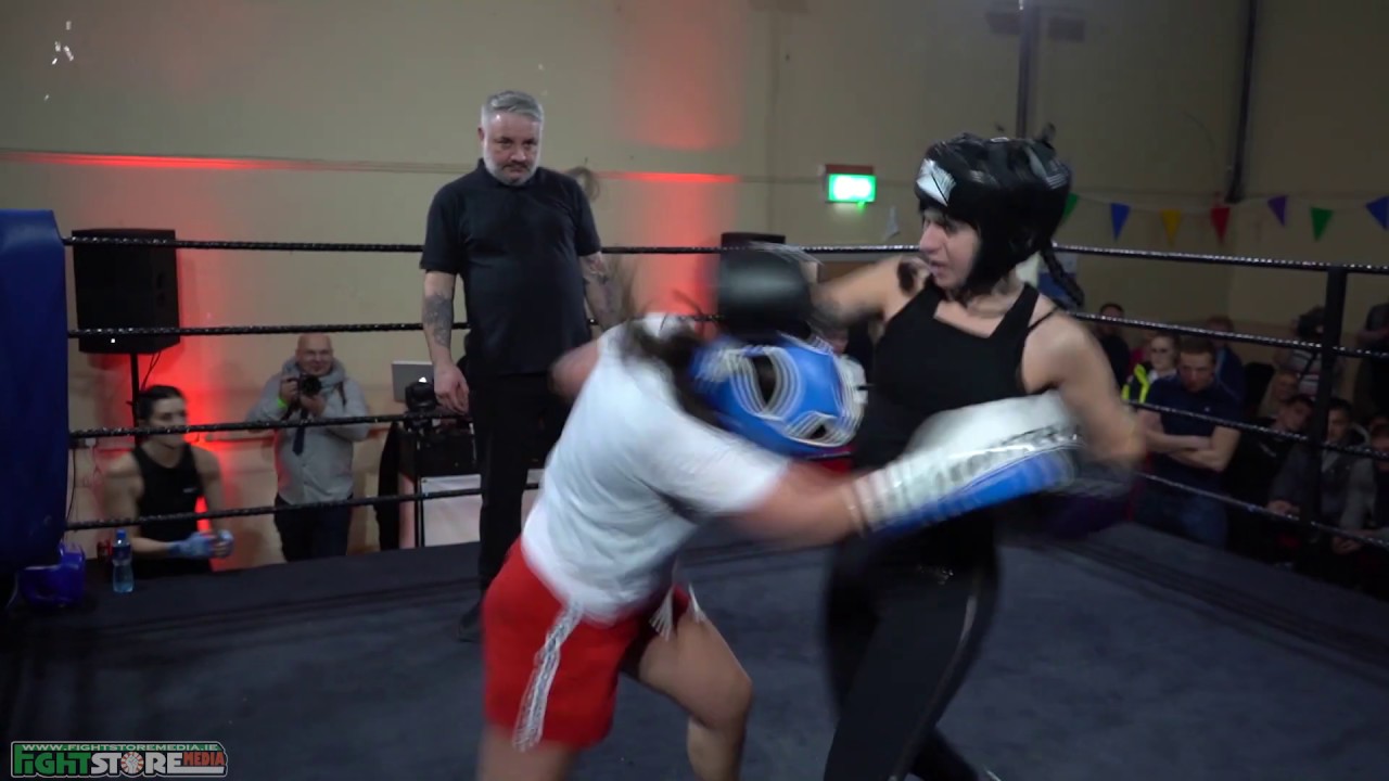 Sarah Keogh vs Amy Homan - Fighting Spirit: White Collar Boxing - YouTube