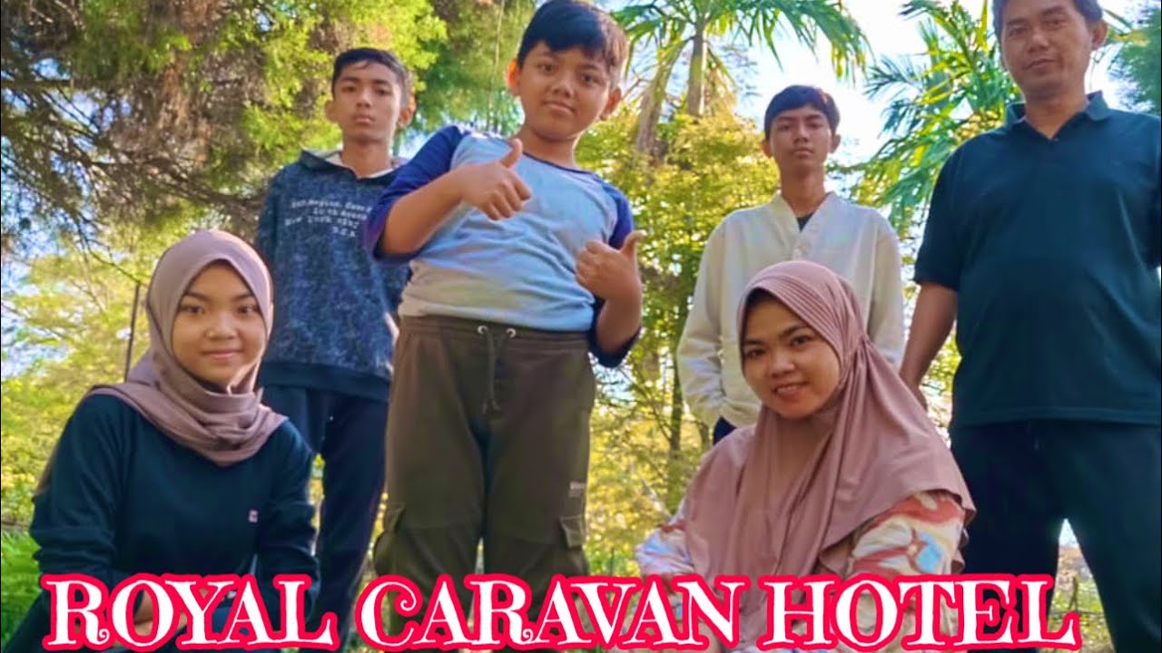 MENGINAP DI ROYAL CARAVAN TRAWAS #royalcaravanhotelandoutbond #trawas - YouTube