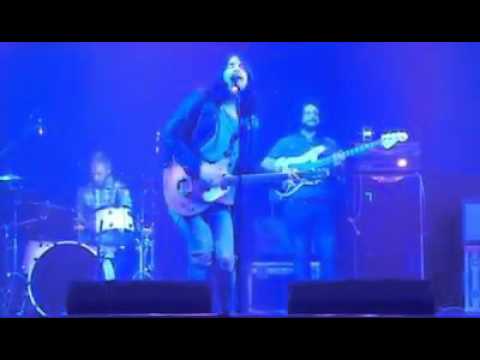 Barrie-James O'Neill - Way Over My Head (Live @ QMU Glasgow) - YouTube