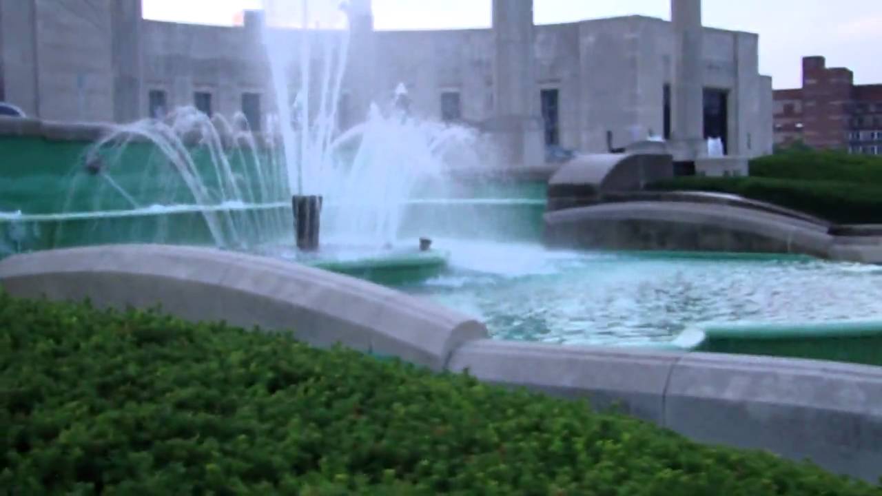 Cincinnati Union Terminal Fountain, 8-20-10 - YouTube