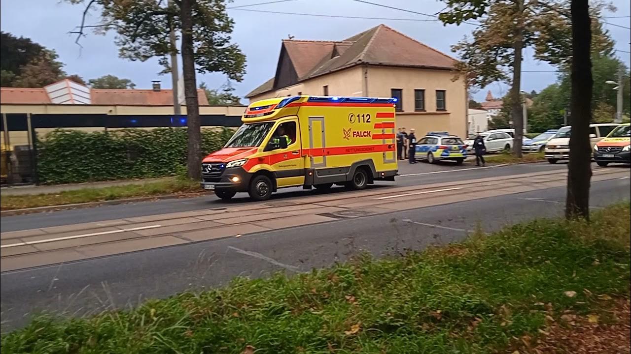 RTW & NEF des RD Falck Görlitz auf Einsatzfahrt zum Klinikum Görlitz - YouTube