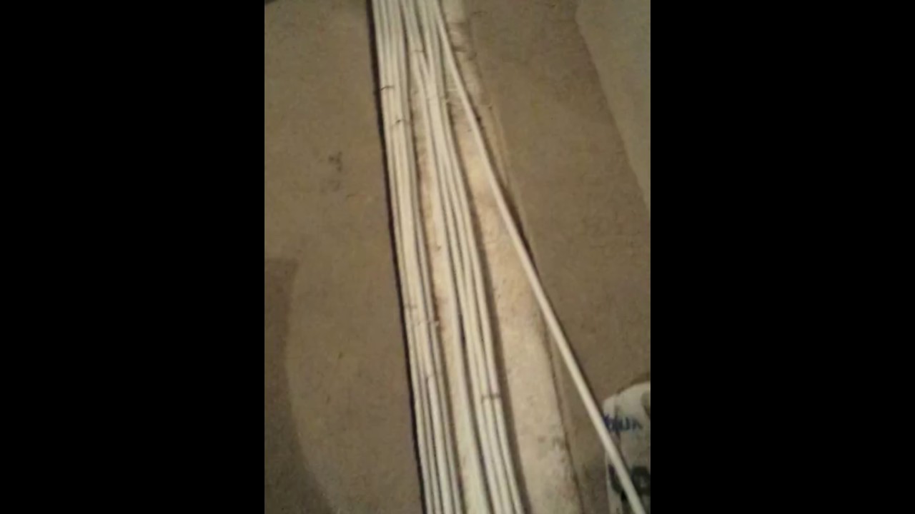 Installing heating pipes in to floor\ Instalacija alupex cevi u pod do ...