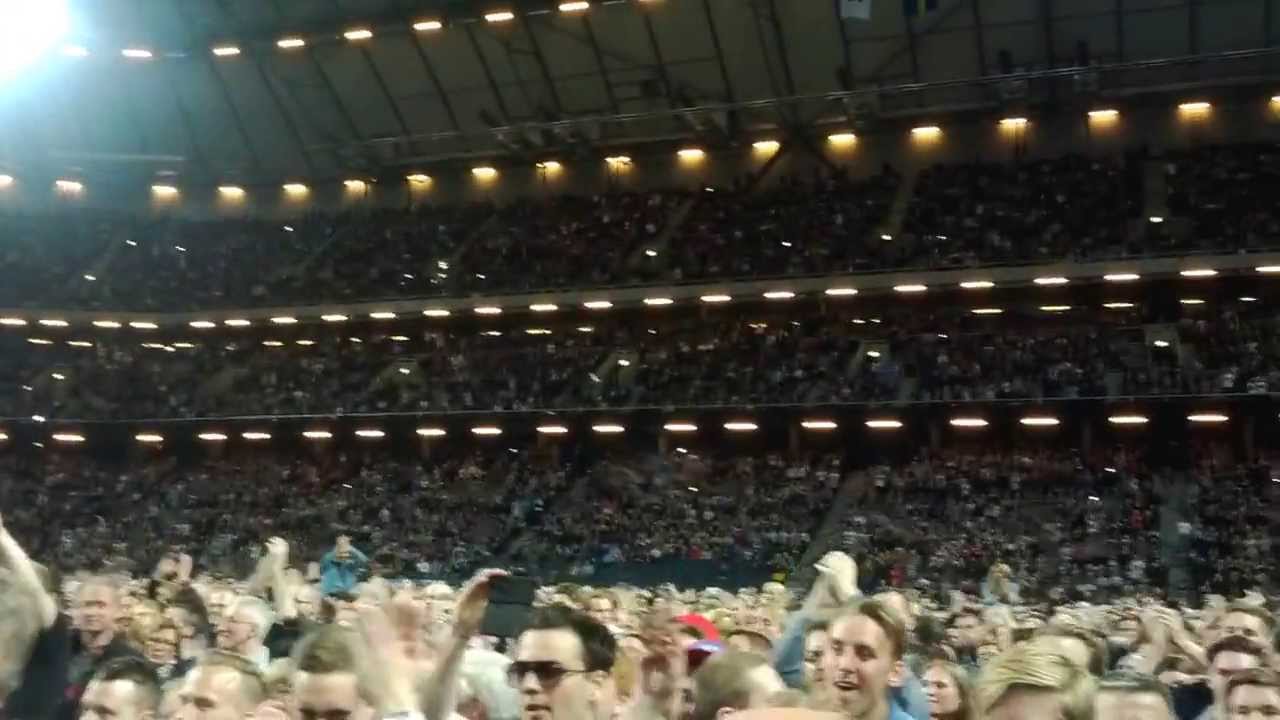 bruce springsteen friends arena panorering - YouTube