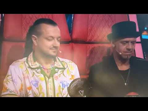 Marika Zdolska Adore You - YouTube