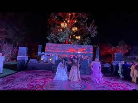 Ainvayi Ainvayi | Band Baaja Baaraat | Wedding Choreography - YouTube