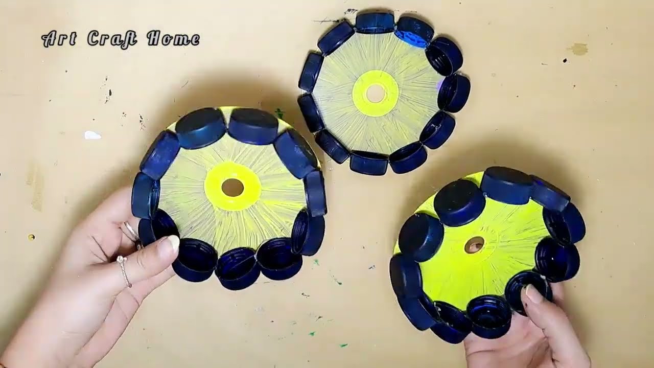 AMAZING IDEA WITH OLD CD | CRAFTING OUT OF OLD CD DISC & PLASTIC BOTTLE ...