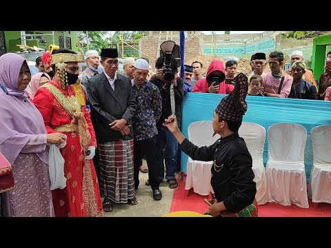 Angngaru dan Tari Paduppa Penyambutan Pengantin Adat Bugis Makassar ...