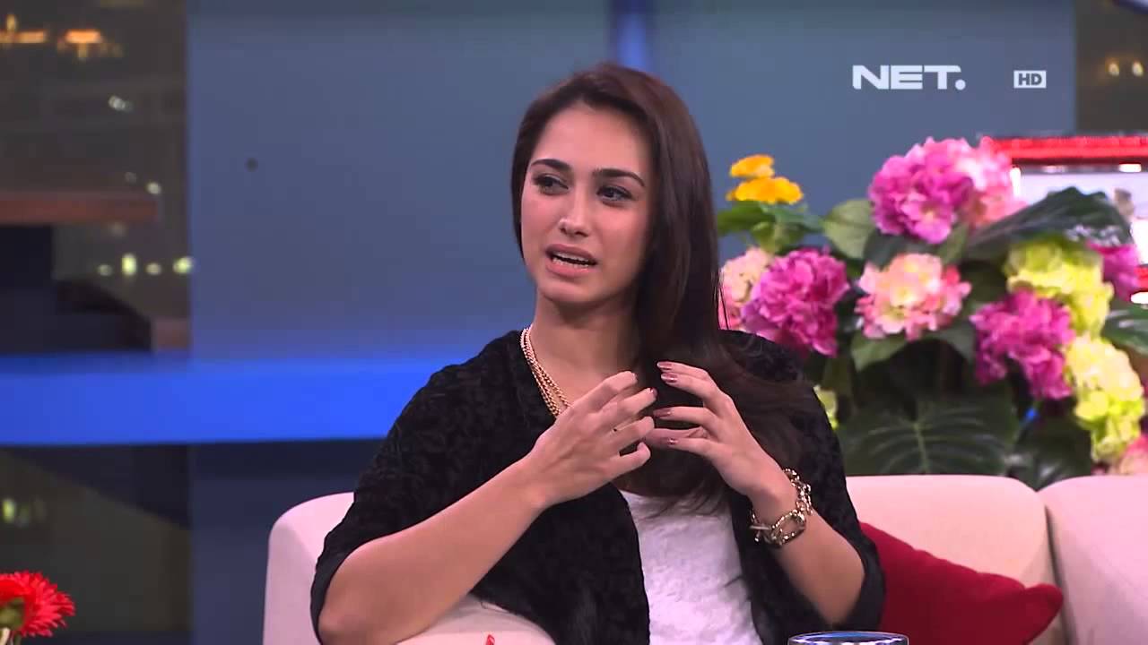 Sarah Sechan - Alexandra Gotardo - Model - YouTube