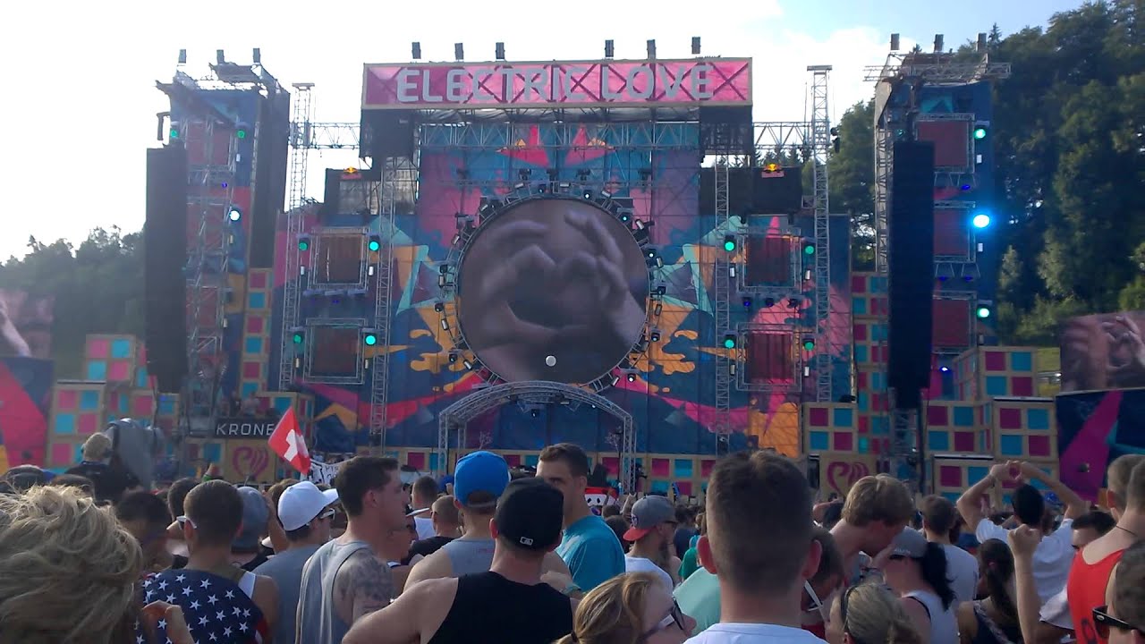 Electric Love Festival 2014 @ Deorro - Dechorro - YouTube