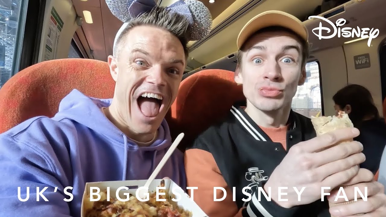 Proof Disney fans are the GREATEST fans! | UK's Biggest Disney Fan ...