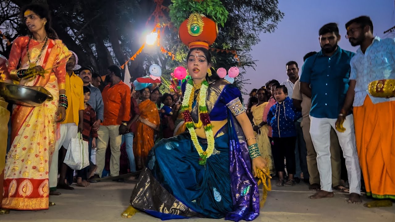 Jogini NavyaSri 2023 Bonam | Jogini NavyaSri Bonam Dance at Inavolu ...