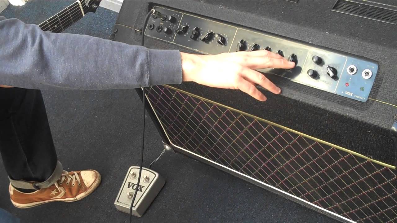 VOX AC120 - YouTube