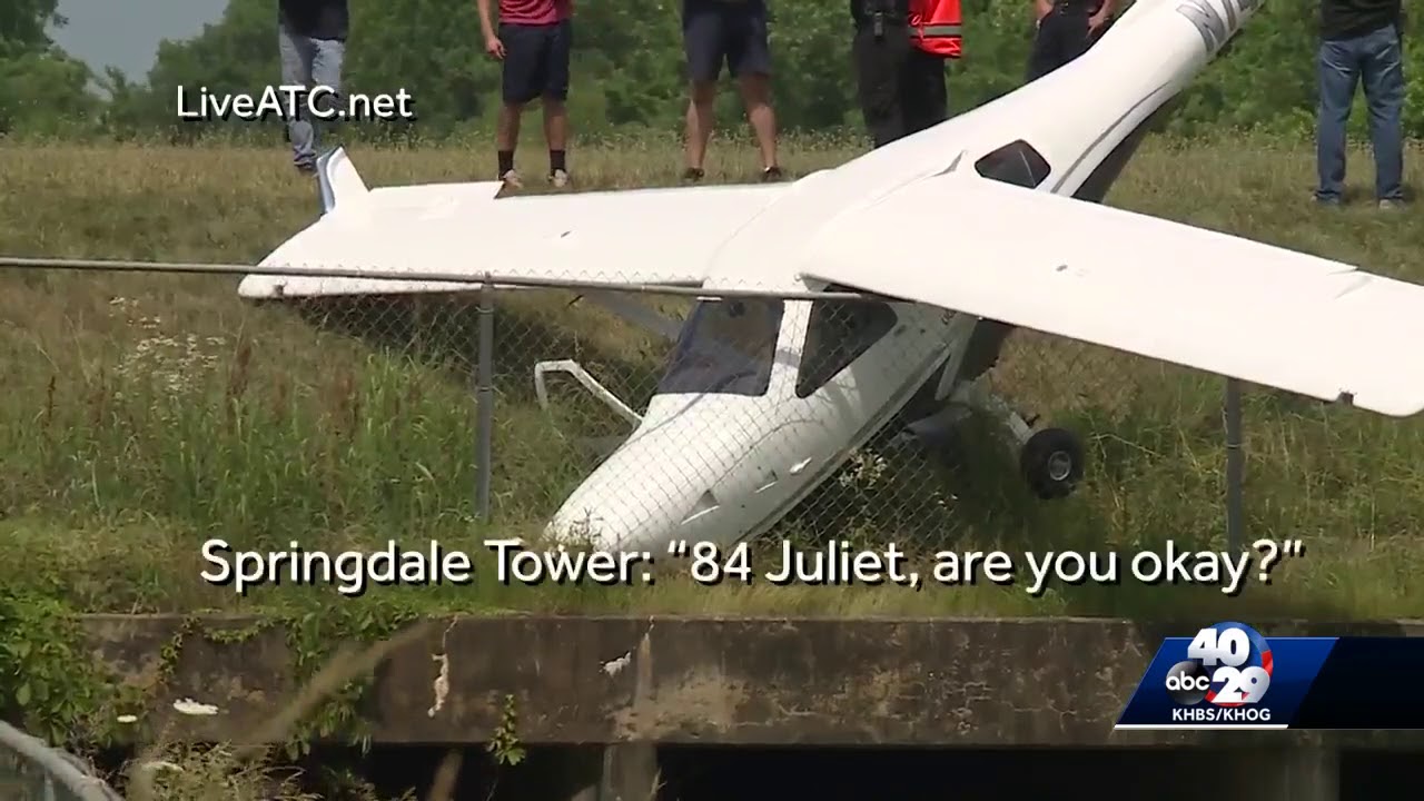 Plane goes off runway at Springdale Airport - YouTube