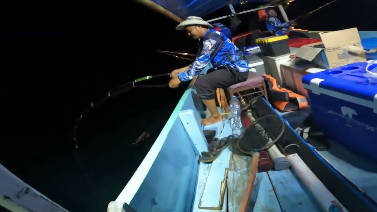 Mancing Malam Tarikan awal dikira Barakota Ternyata Dog Tooth Tuna ...
