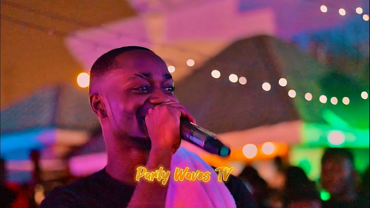 Wow, Crazy microphone controlling from MC Sika C Part - YouTube