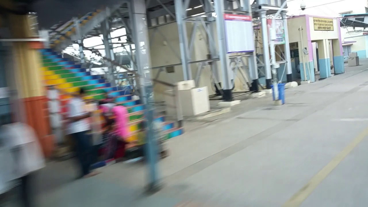 2 -- Train 12686 skips Arakkonam Jn (AJJ) on 27-01-2017 at 07:07:01 AM ...