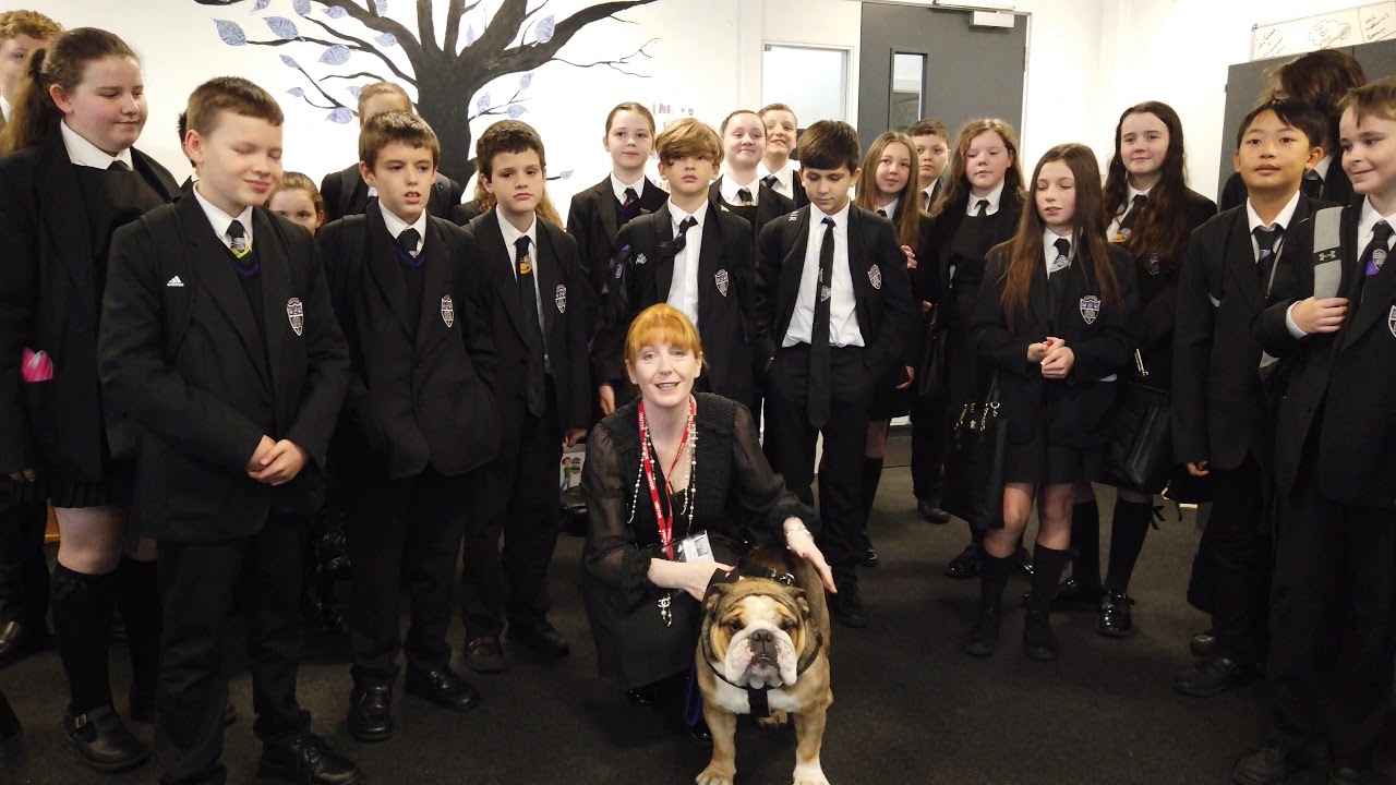 Gateacre School Ghost Hunting with Yvette Fielding - YouTube