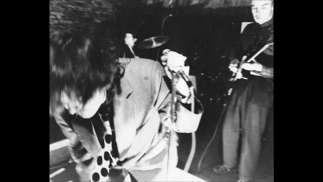 Seventeen Eels. Andy Fairley / Fish Food - YouTube