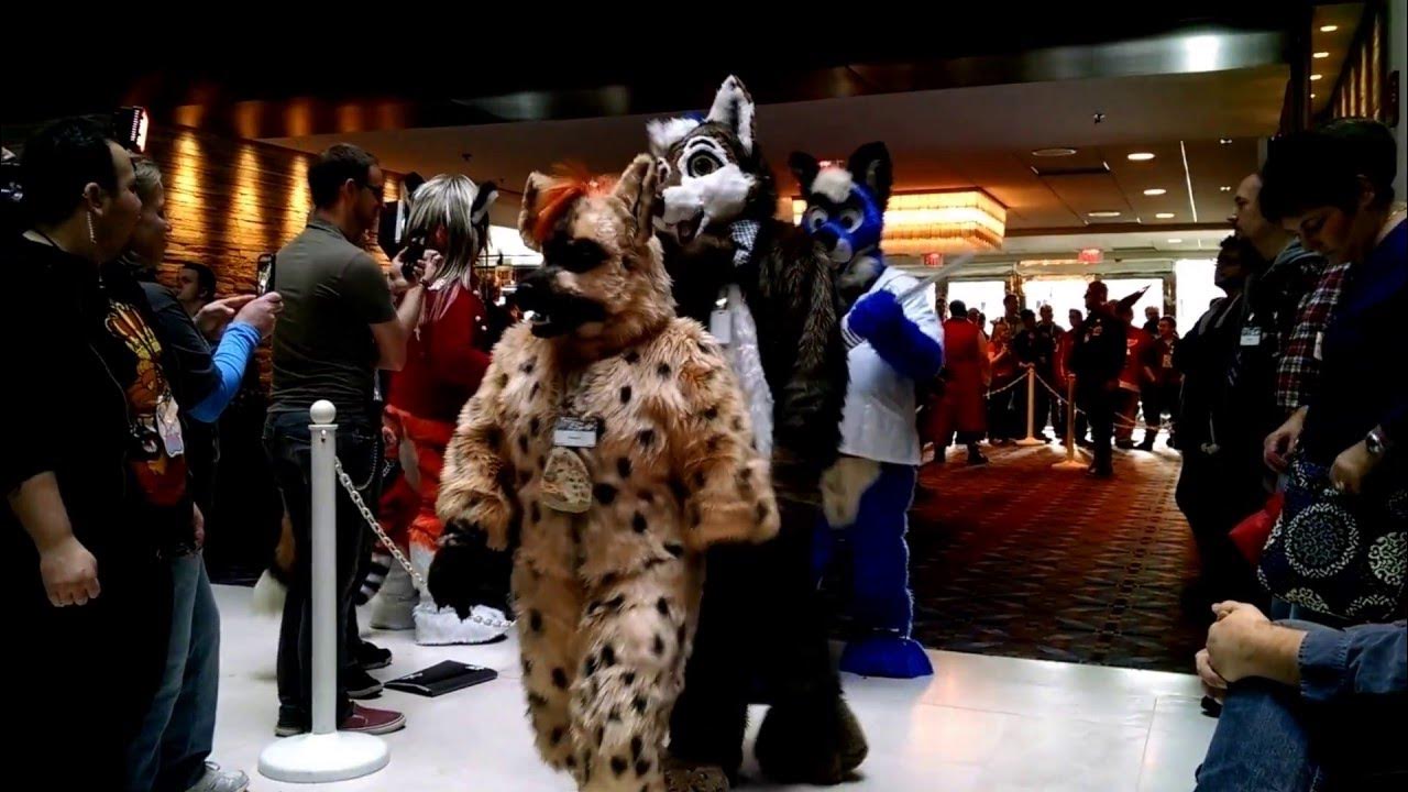 Midwest Furfest 2014 fursuit parade Part 2 of 2 - YouTube