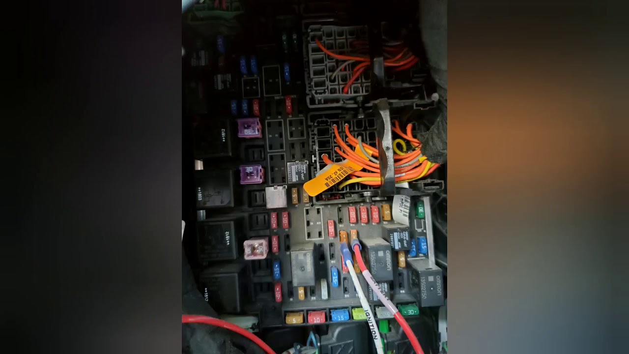 Peterbilt 579 Fuse Panel Location w Diagrams YouTube