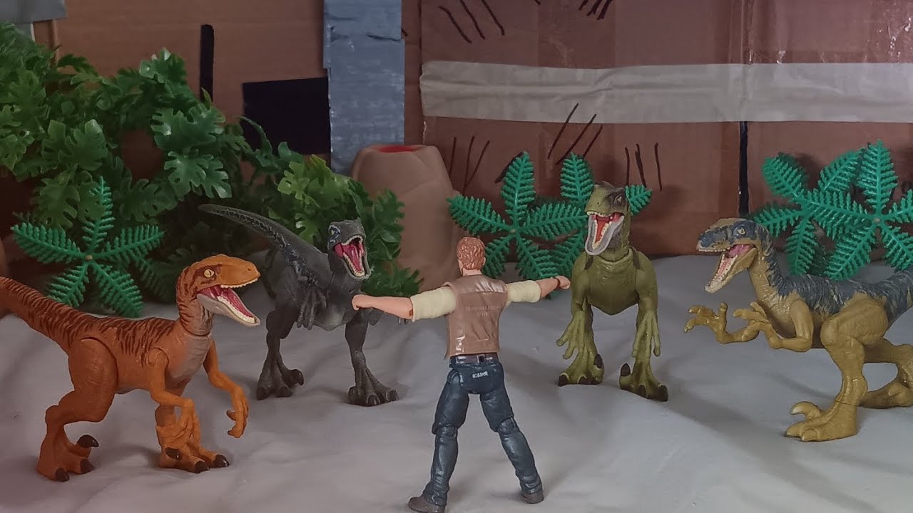Jurassic World/Owen vs Velociraptors💥💢💥💢💥💢💥💢💥 - YouTube