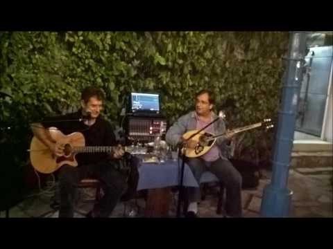 Βρεχει στην φτωχογειτονια - YouTube