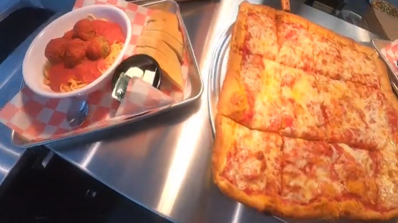 Tasty Tuesday: Lil' Cucci's - YouTube