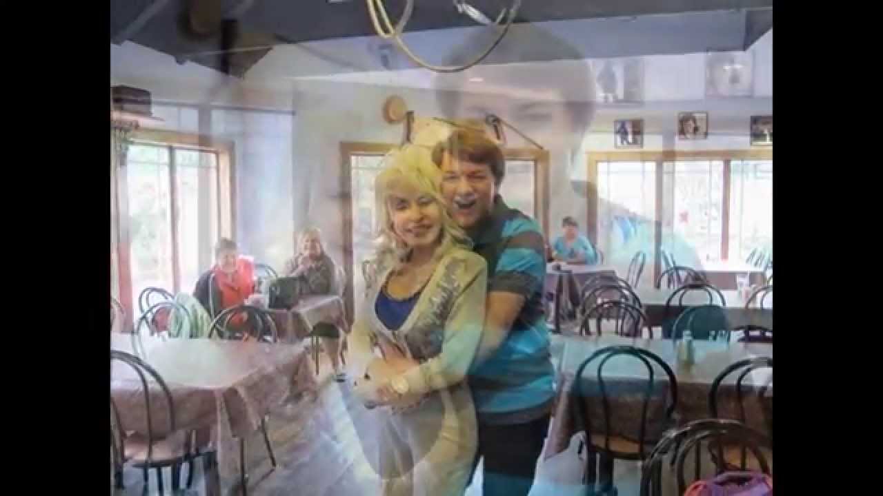 Be my beautiful date to prom Dolly Parton! - YouTube