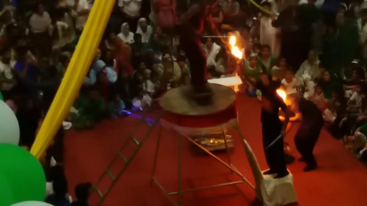 Great Lucky Irani Circus In Pakistan Mall of Lahore Part-2 - YouTube