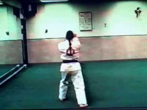 Instruction of "Chin Choy" Kata Hanshi Wilfredo Roldan - YouTube