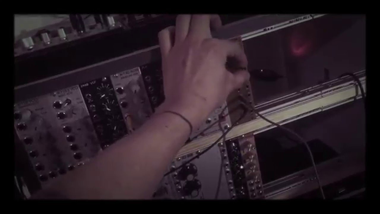 Patchblocks Eurorack - Switchable Multi Wave Generator - YouTube