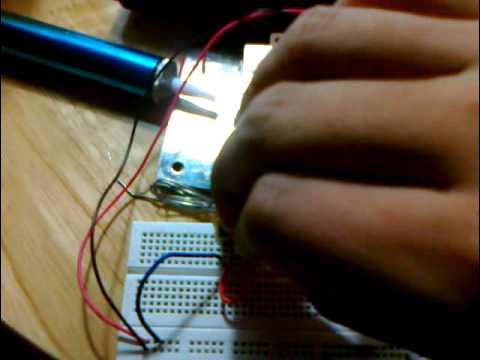 Simple VOM Using ADC on a PIC18F4550 - YouTube