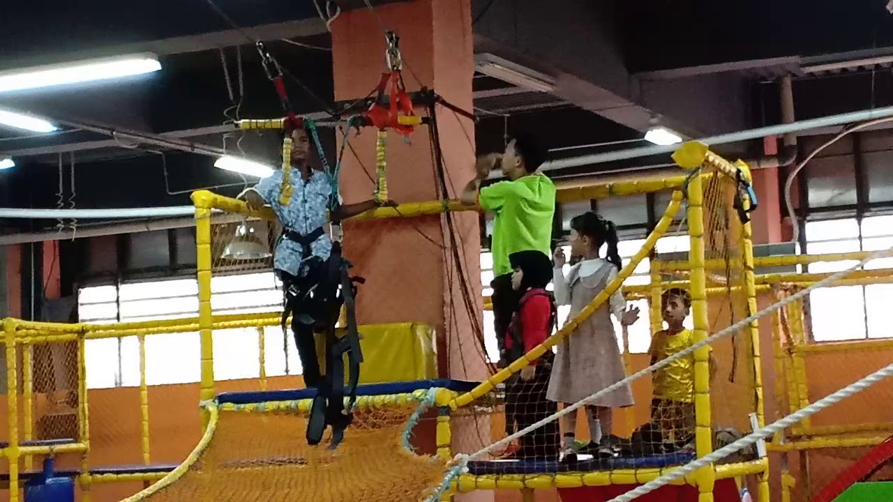 Flying fox - YouTube