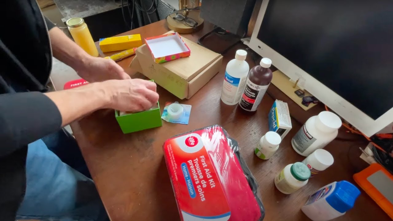 DIY First Aid Kit & Safety For Off Grid Emergencies - I Share My ...